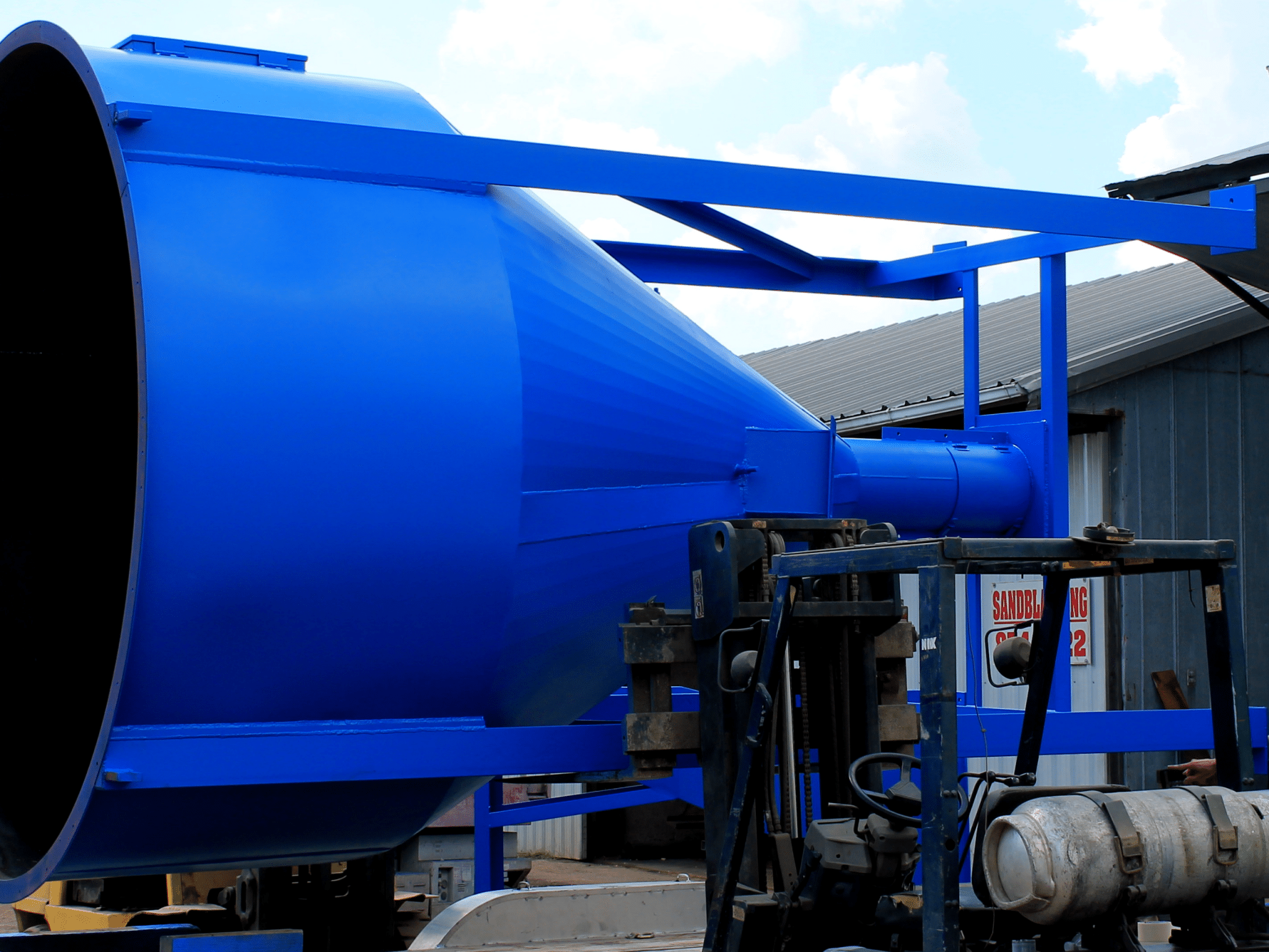 Vertical Plastics Mixer - NIX® Industrial